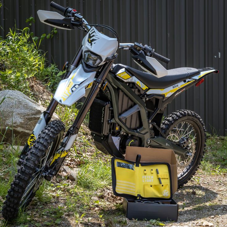 Exploring the Sur ron Ultra Bee: A Game-Changer in Electric Dirt Bikes ...