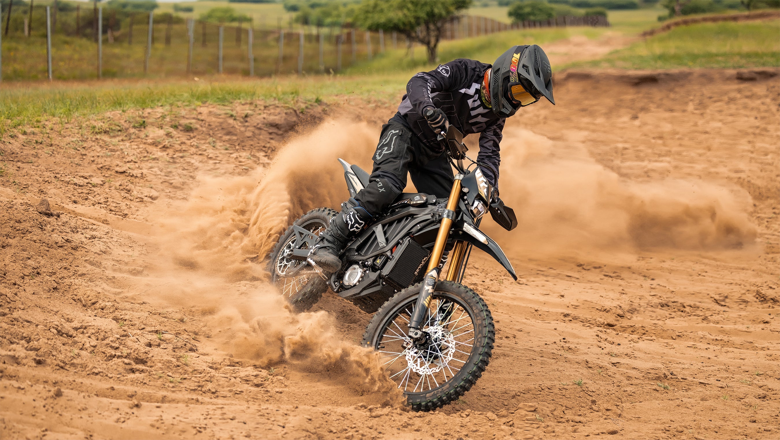 Surron.ae Surron Dubai UAE Official Dealer — SURRON.AE